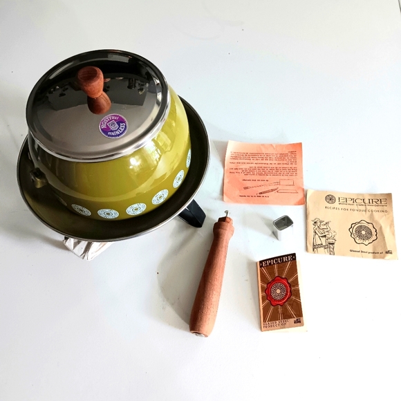 Epicure | Kitchen | Vintage Mcm Epicure Fondue Pot With Accessories ...